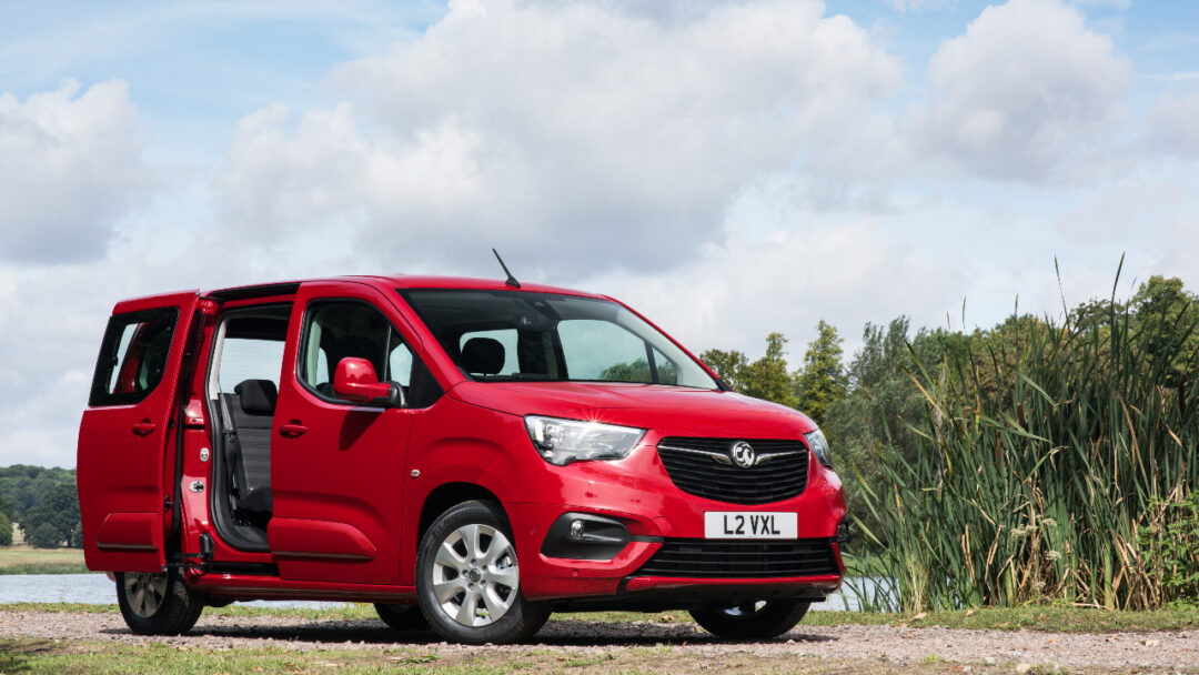 Vauxhall Combo Van Overview | cars2buy
